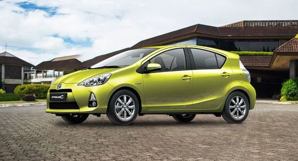 Toyota Prius C 2019: Specs, Price, Pros & Cons