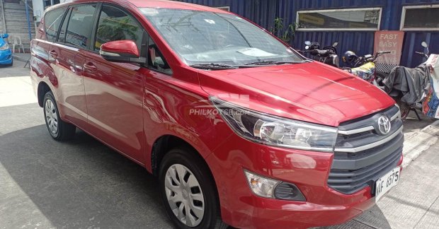 2017 Toyota Innova 2.8 J Diesel MT in Parañaque, Metro Manila